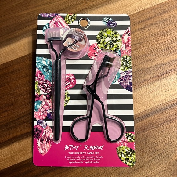Betsey Johnson | Makeup | Betsey Johnson 2 Pc Perfect Lash Set | Poshmark